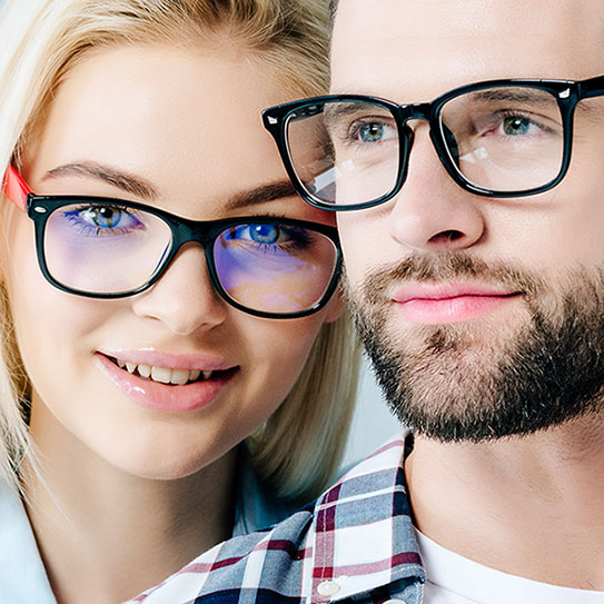 Men and Women Face Different Eye Issues – Flint MI | Deltavision Optical Center